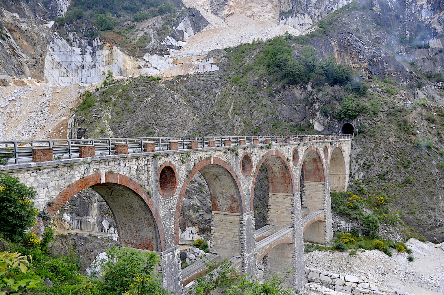 Carrara-An Exceptional Day Trip In Tuscany
